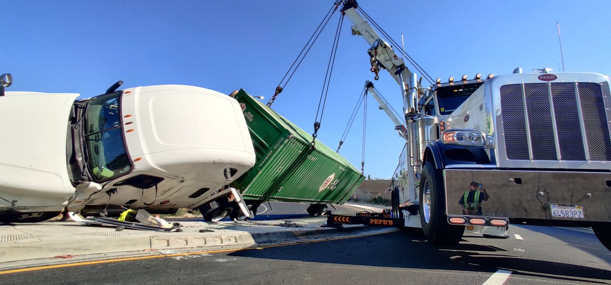 Heavy-Duty All-Weather Towing Company – Pepe's Tow Service Inc.